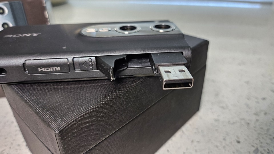 SONY Mobile HD Snap Camera Bloggie 3D MHS-FS3 | eBay