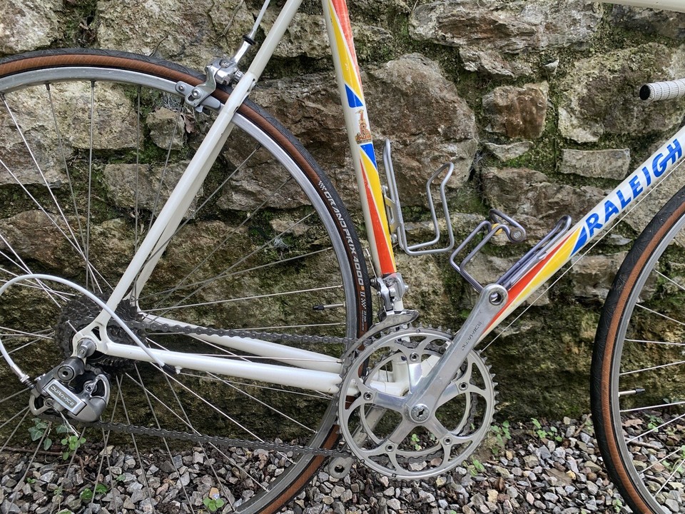 Raleigh Dynatech 700 - Castorama colours - 22.5 inches, 8 speed Dura ...
