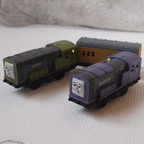 Thomas & Friends TOMY Plarail Trackmaster Dodge & Splatter Complete Set ...