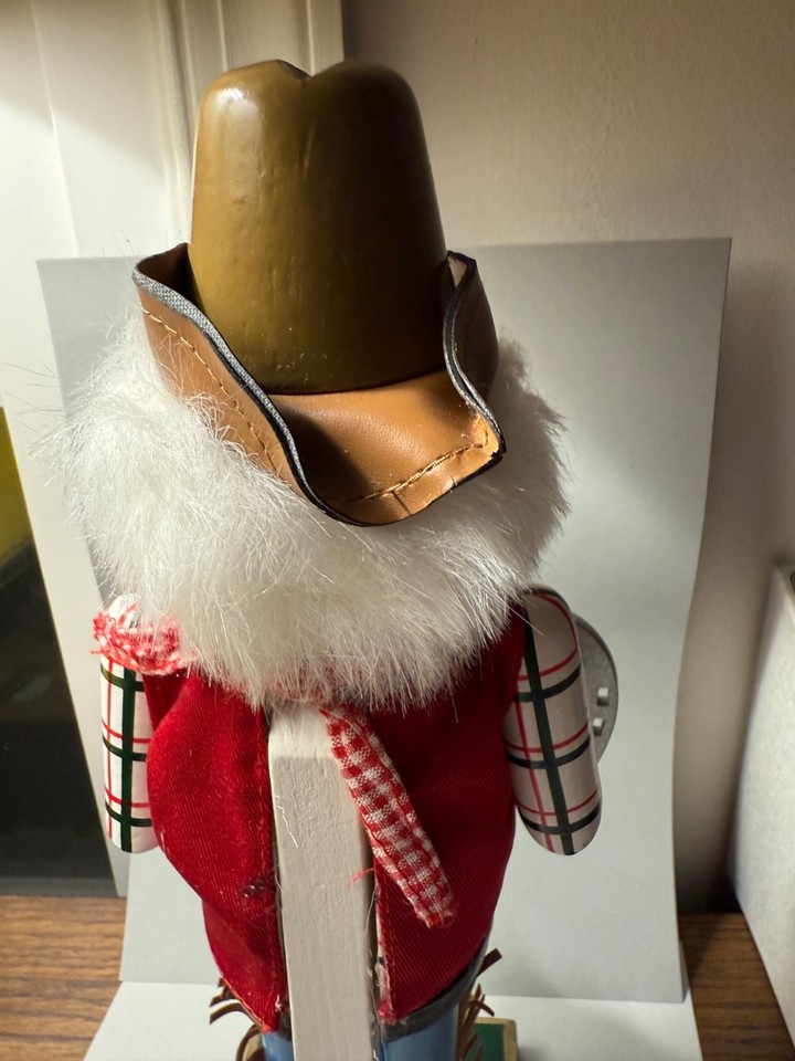 Western Cowboy Nutcracker with Lasso & Horseshoe, Wooden 12” tall | eBay