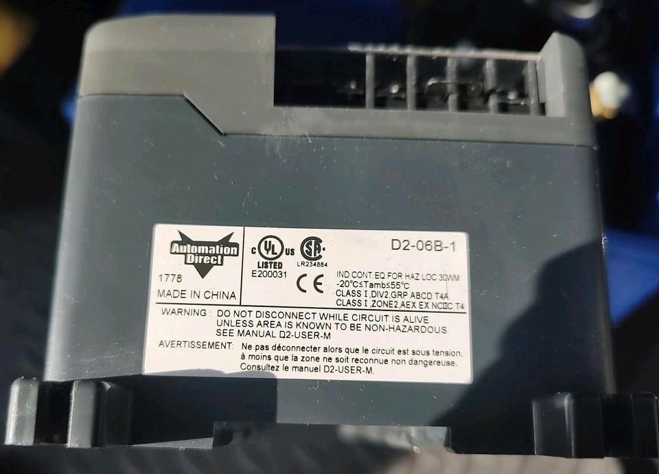 Direct Logic 205 Koyo DL260CPU, D2-12TR, F2-04THM, F2-02DA2, D2-08ND3 ...