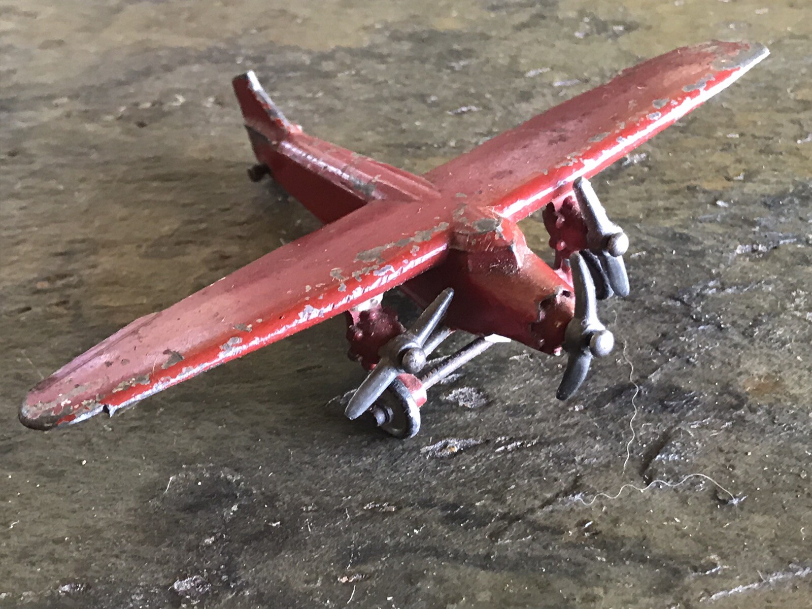 Antique Metal Toy Plane Red 3 Propellers Chippy Lead Slush Metal ...
