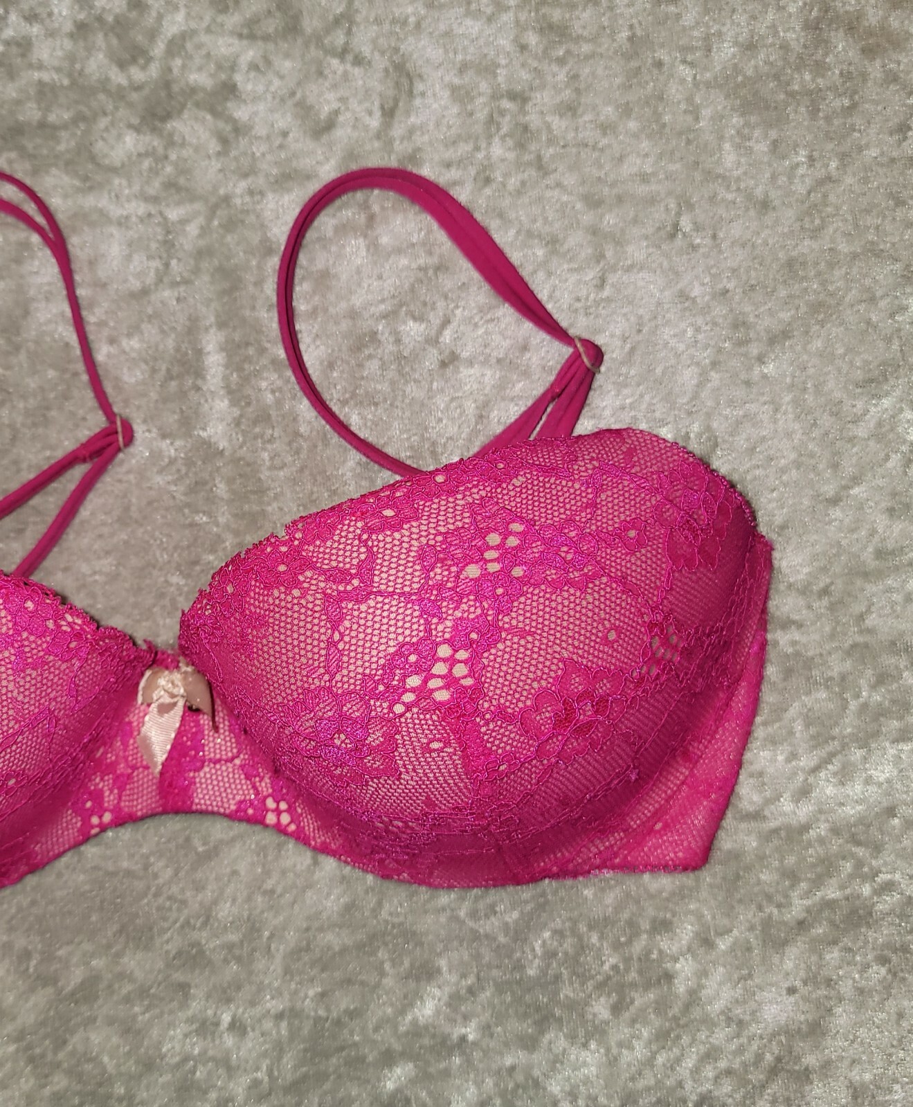 Victoria's Secret Lace Padded Demi Bra Size 32D Hot P… - Gem