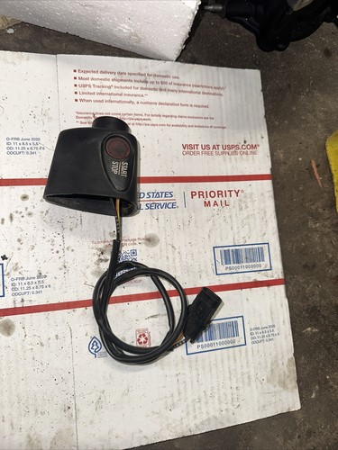 SEADOO START STOP BUTTON HOUSING SWITCH ASSY 277000379 278000427 | eBay