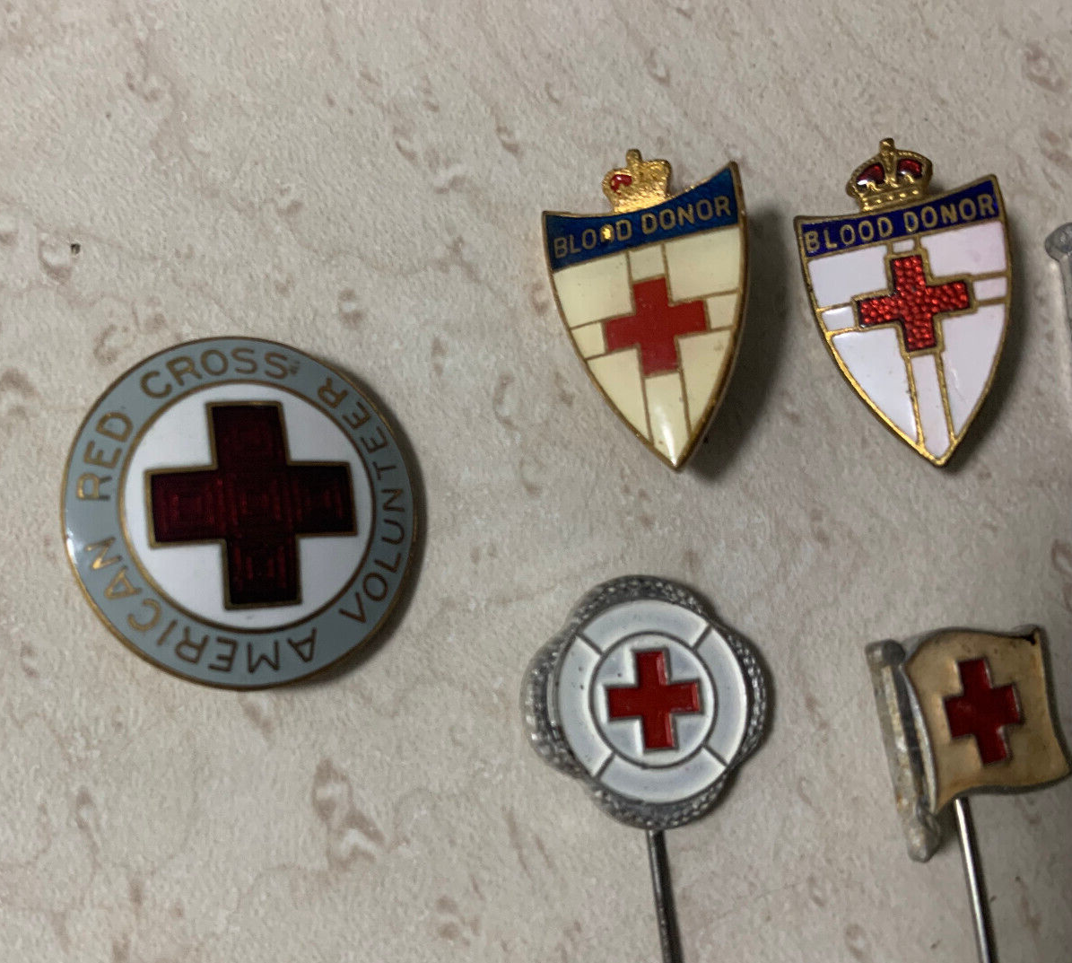 Vintage Red Cross Enamel Donation Pins & Buttons 1950s-70's Collectable ...