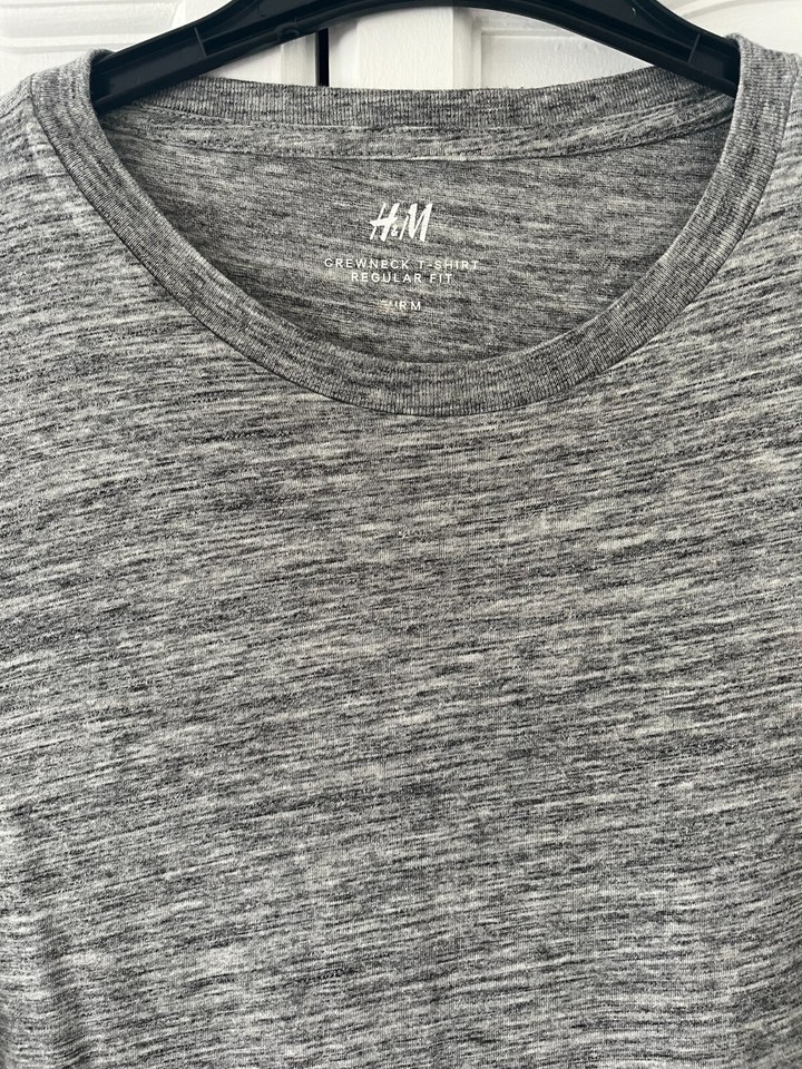 H&M Mens Grey Black Fine Lines Effect Textured T Shirt Size Medium M ...
