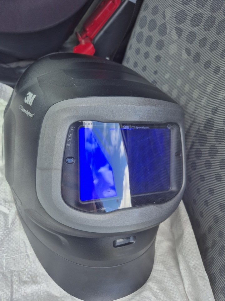 3M Speedglas G5-01 Welding Helmet with Adflo Powered Air Respirator ...