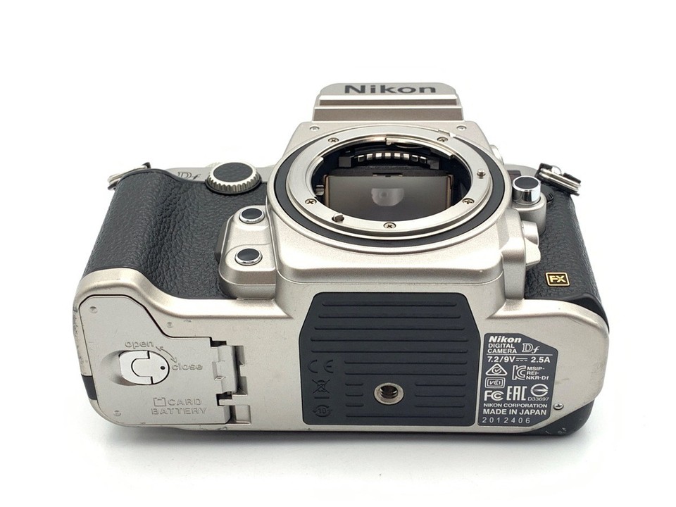 NIKON Df 16.2MP DSLR Camera Body SILVER -EXC- `5935 | eBay