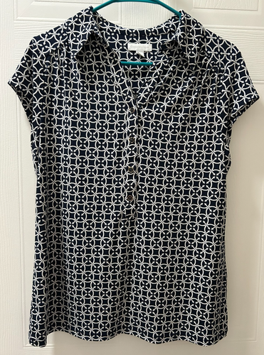 Charter Club Size M Black and White Nautical Cap Sleeve Button V Neck ...