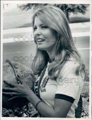 1973 Gorgeous Miss World USA Marji Wallace Holding Globe Press Photo ...
