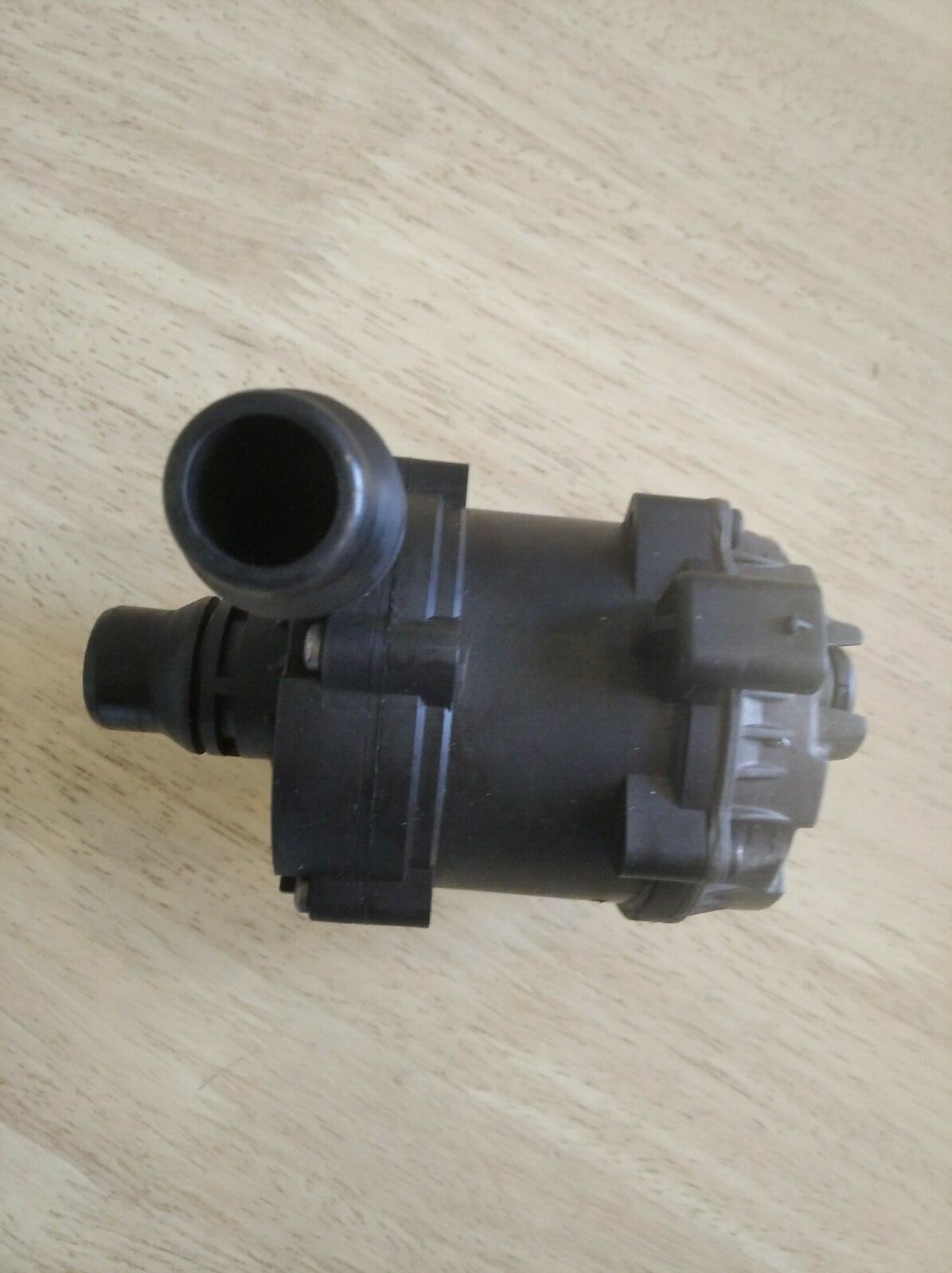 BMW USED OEM G series 5' 6' 7' X5' X6' X7' Auxiliary water pump ...