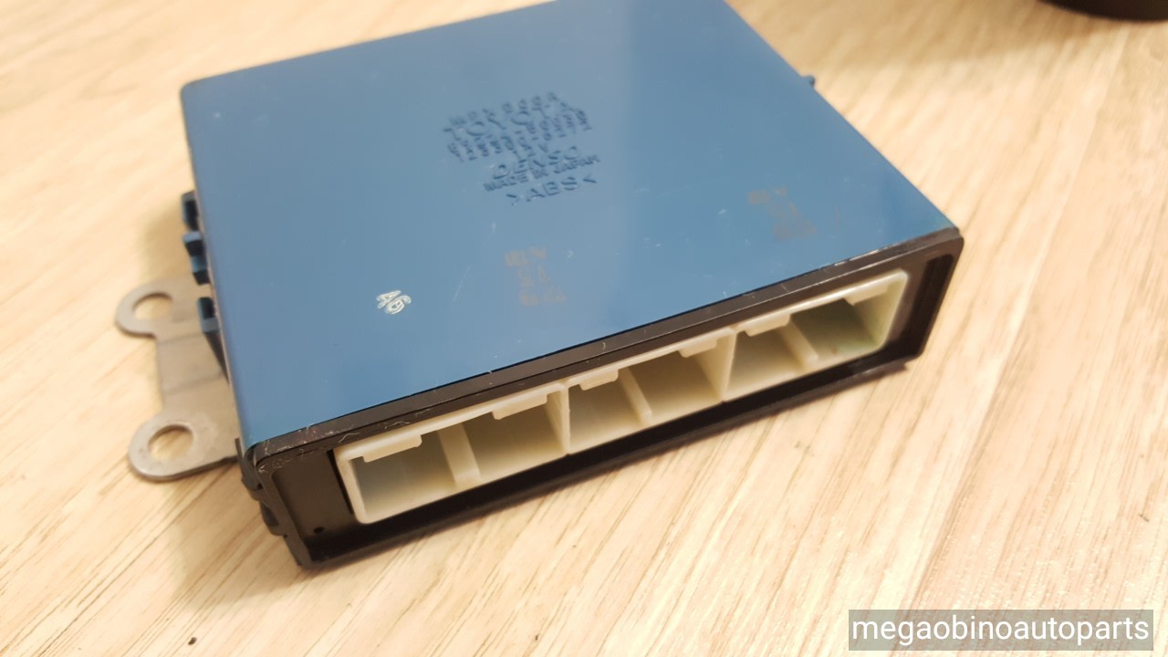 01 02 lexus ls430 89224-50030 8922450030 COMPUTER mpx NETWORK DOOR #b1 ...