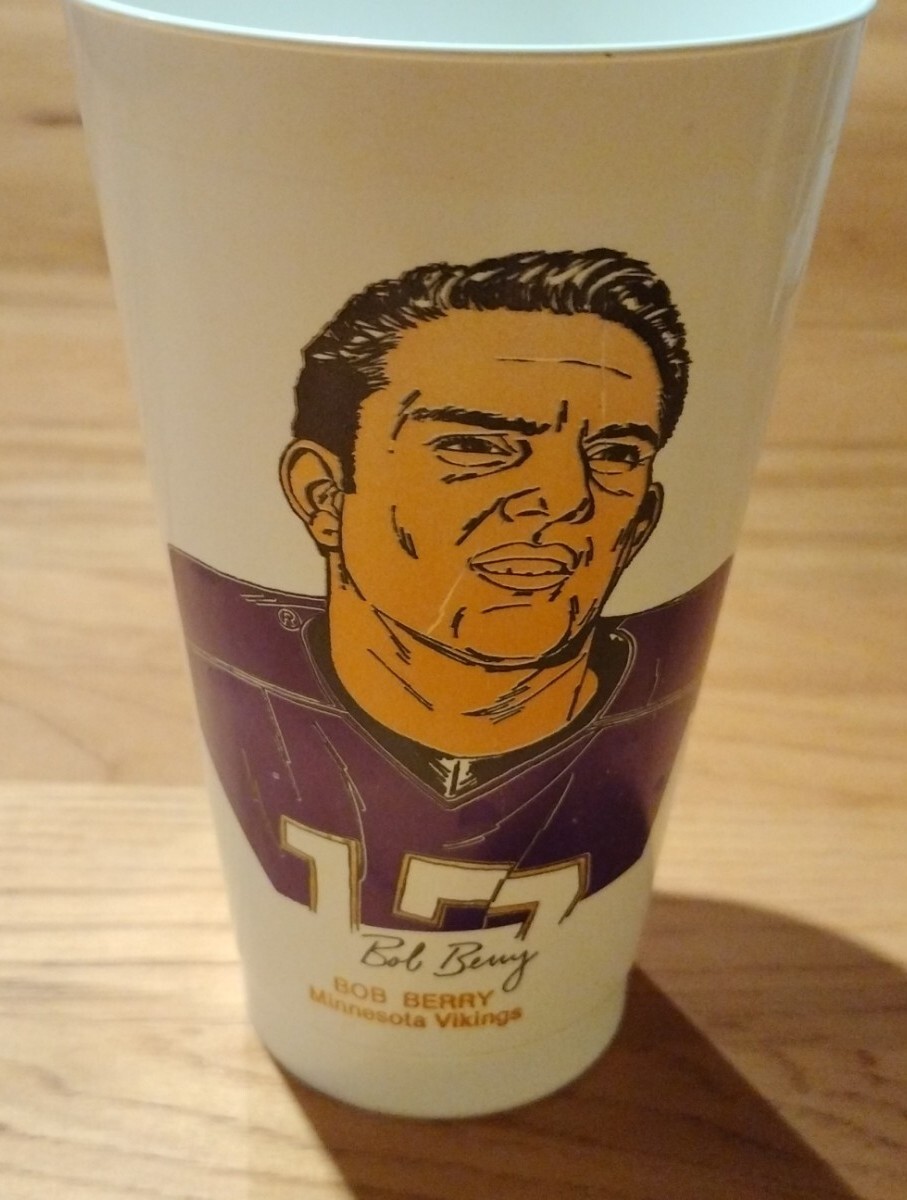 1973 7-11 Football Slurpee Cup Bob Berry Minnesota Vikings | eBay