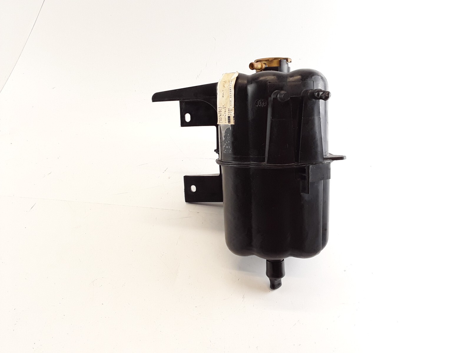 2002-2005 International Tank Radiator Deaeration Coolant Reservoir 7300 ...