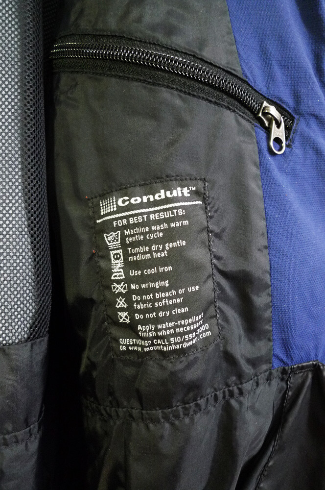 Mountain Hardwear Navy Blue & Black Conduit Parka Jac… - Gem