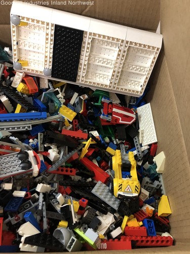 Bulk Wholesale Grab Bag Lot LEGO Various Parts Pieces Building Blocks ...