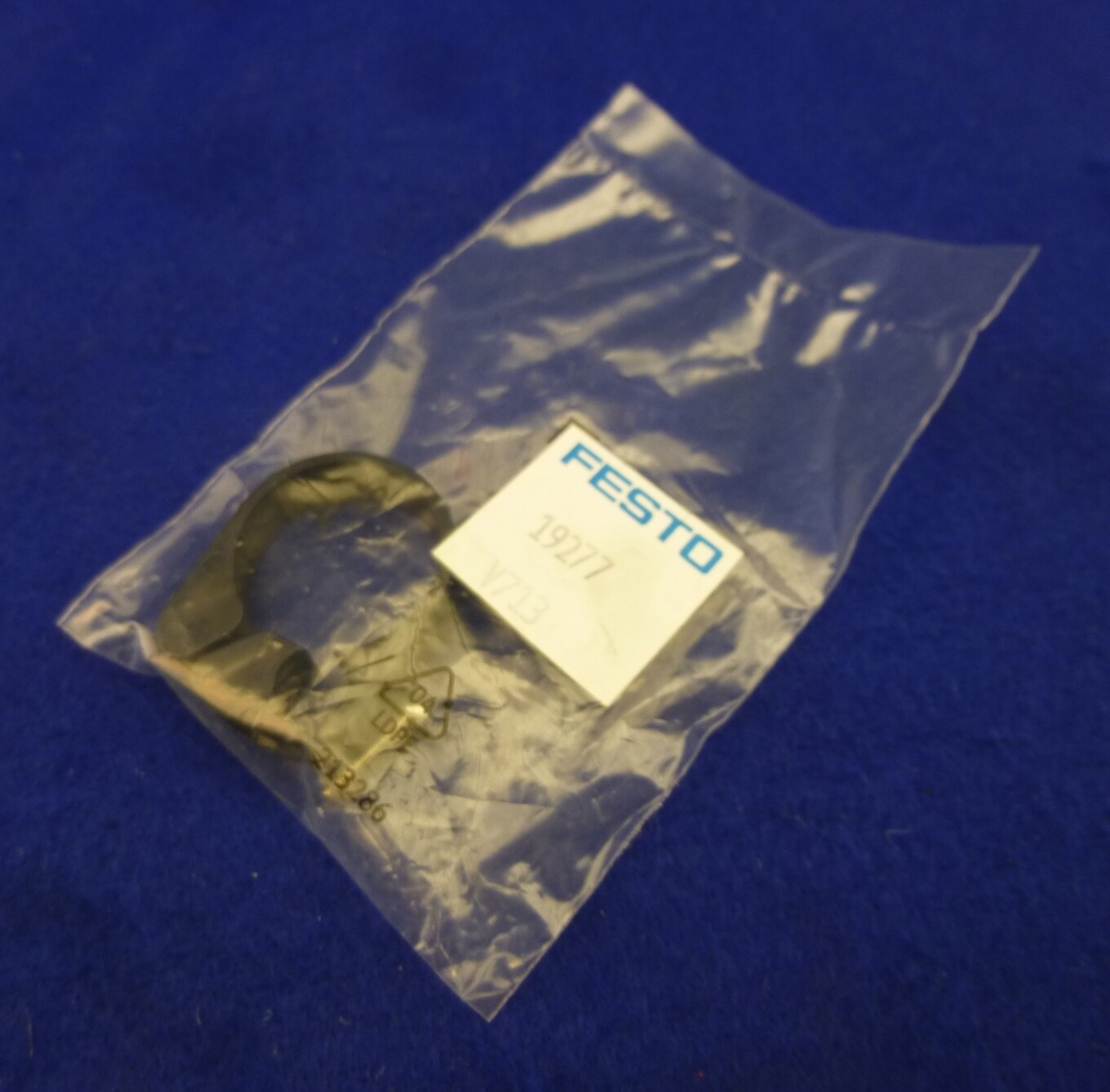 Festo Befestigungsbausatz NEU 19277 / SMBR-25 | eBay