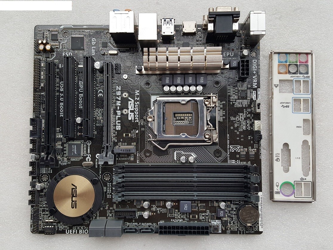 Asus Z97M-PLUS Intel Z97 LGA1150 Micro-ATX Desktop Motherboard DDR3 ...