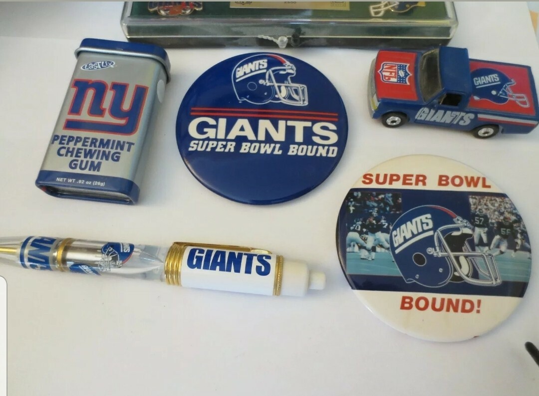 NY GIANTS FOOTBALL COLLECTABLES-SPORTS COLLECTABLES-VINTAGE ...