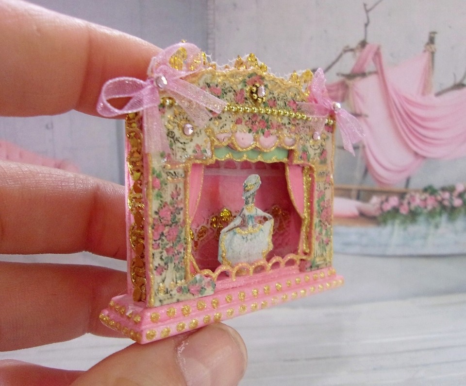 Puppet Theater Dollhouse Miniature Scale 1:12 Paper Doll on stand Box ...