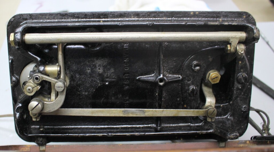 1926 Rare Antique Singer Knee Lever Sewing Machine Simanco USA With ...