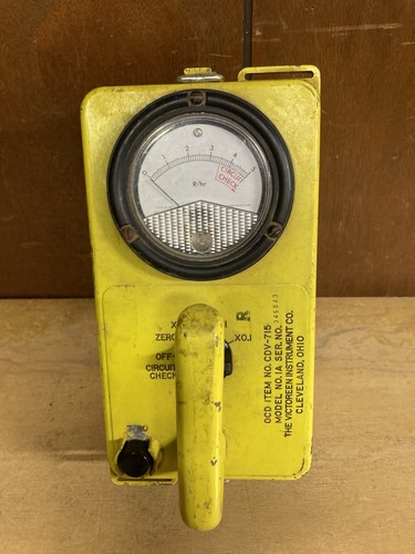 *As-Is For Parts* Victoreen Instrument Co CDV-715 Geiger Counter ...