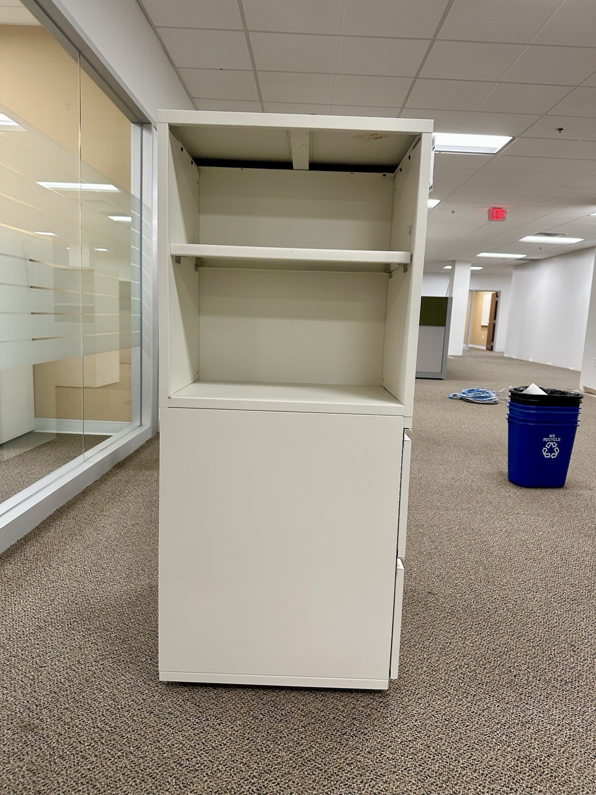 Herman Miller & Haworth Locking Storage Towers w/Wardrobe, Shelf and ...