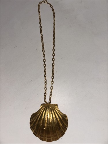 Vintage Scallop Shell Locket Solid Perfume Necklace gold Shell Perfume ...