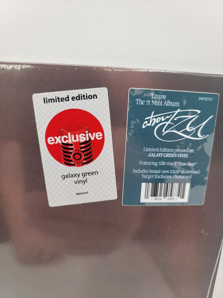 Tzuyu Of Twice The 1st Mini Album abouTZU Limited Edition Galaxy Green ...