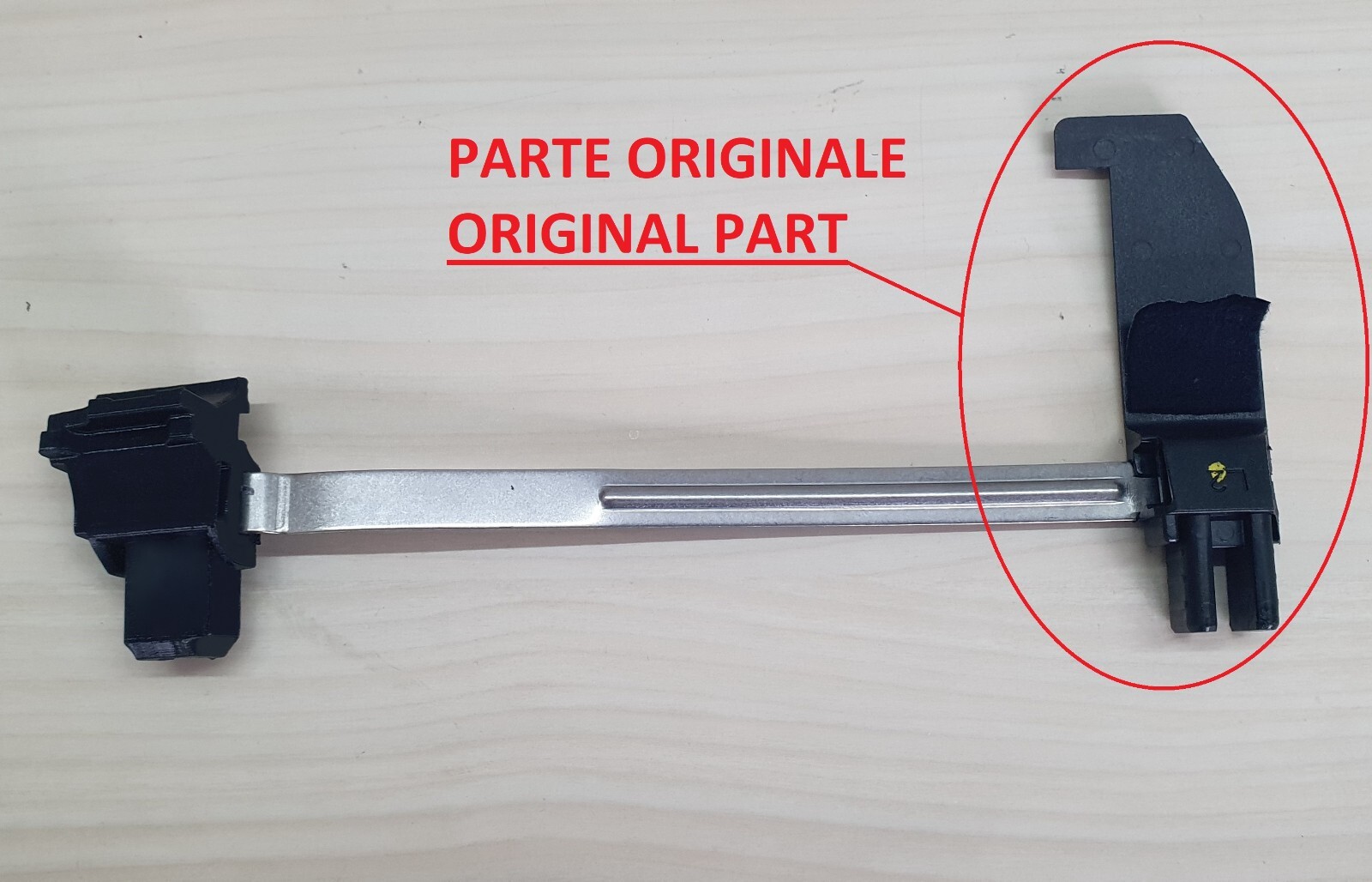 Pair Guide Right and Left for Hood Abarth 595 Cabrio Abarth 595C 595 C ...