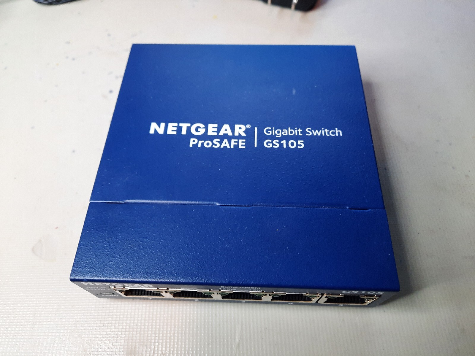 NetGear ProSafe GS105 v5 5-Port Gigabit Ethernet Switch - No AC power ...