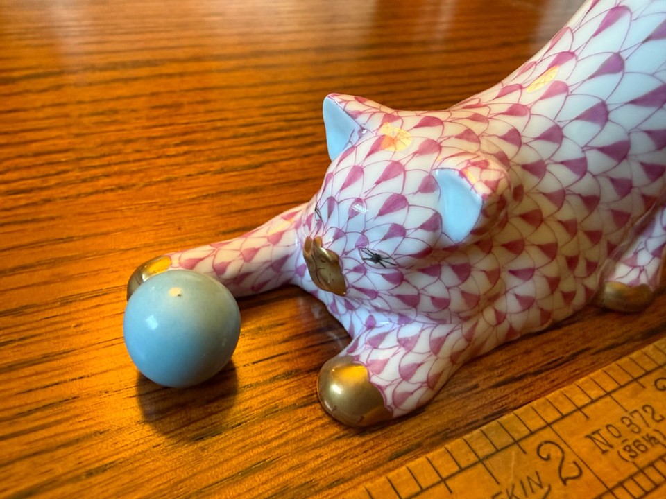 Herend Raspberry Pink Cat W/ Ball 15303 EG3 Hungary Porcelain | eBay