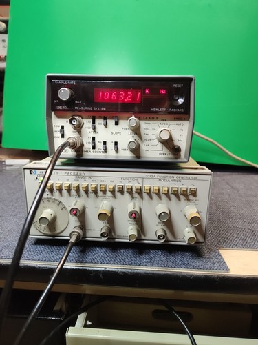 HP 3312A Function Generator + HP 5300A Measuring System with 5304A ...