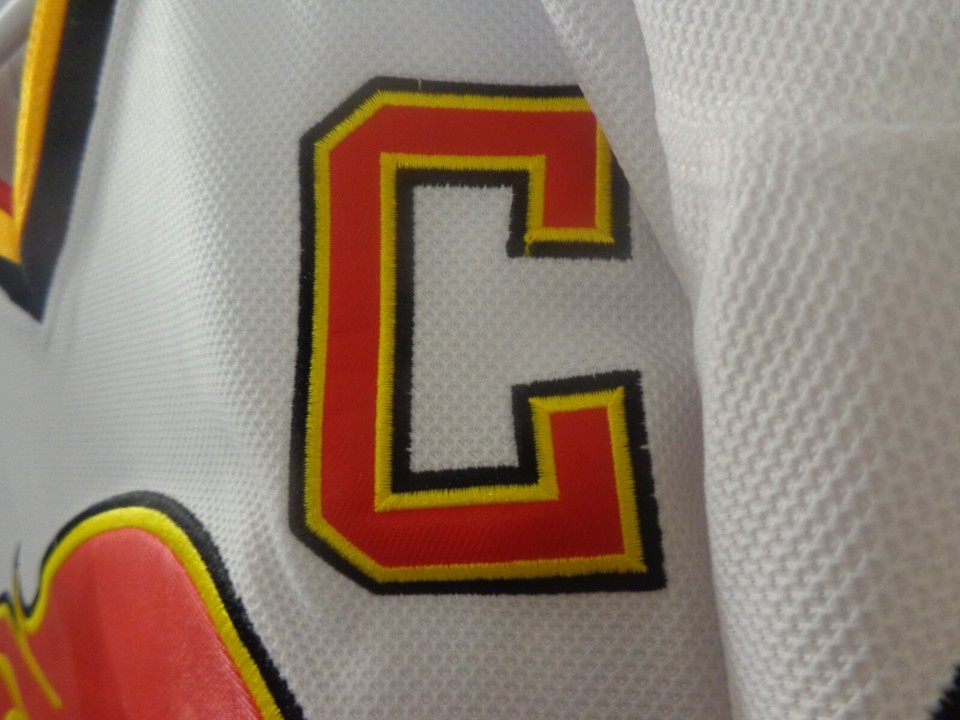 Calgary Flames #12 HOF'er Jarome Iginla Blasty Horse VTG Series Jersey ...