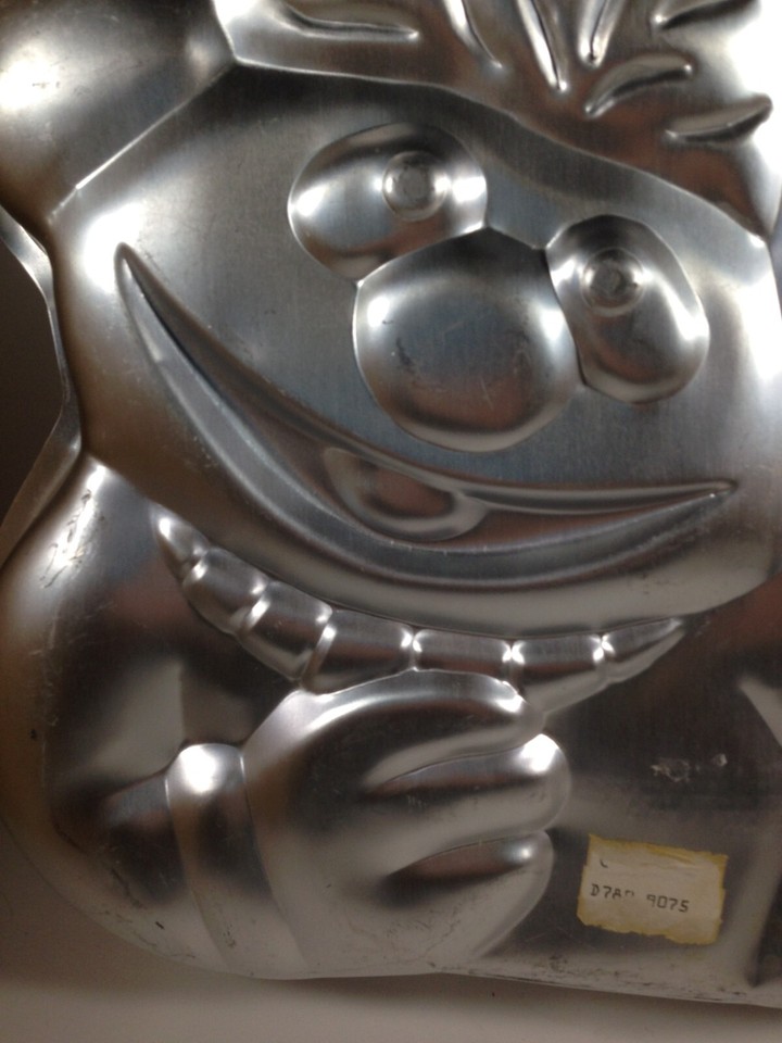 Vintage Wilton Bert & Ernie Muppets Cake Pan Jello Mold | eBay