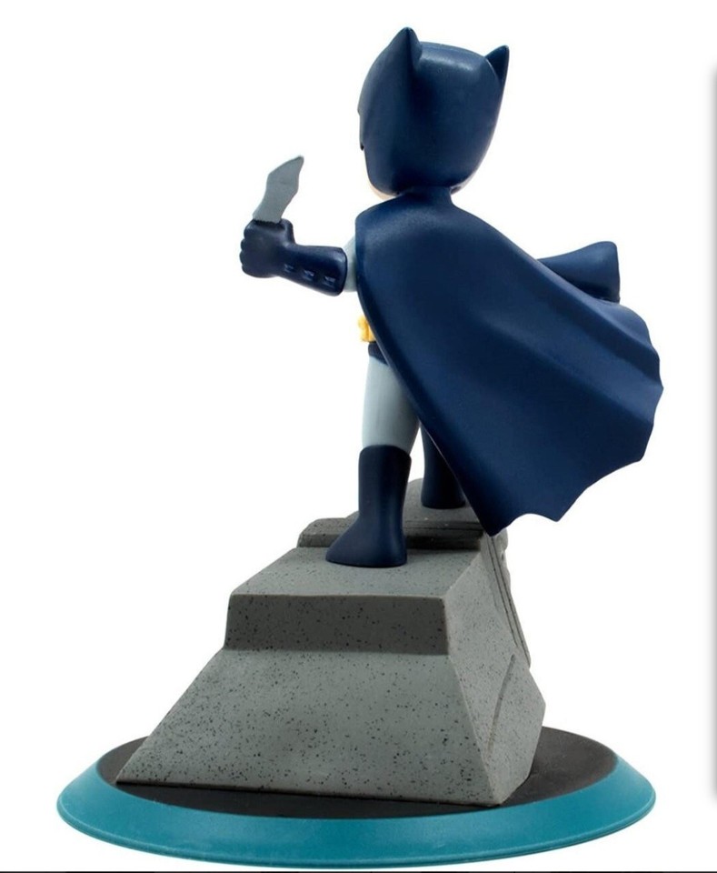 QMX DC Comics Q-Pop Batman Classic TV Series Figure 2015 Lootcrate ...