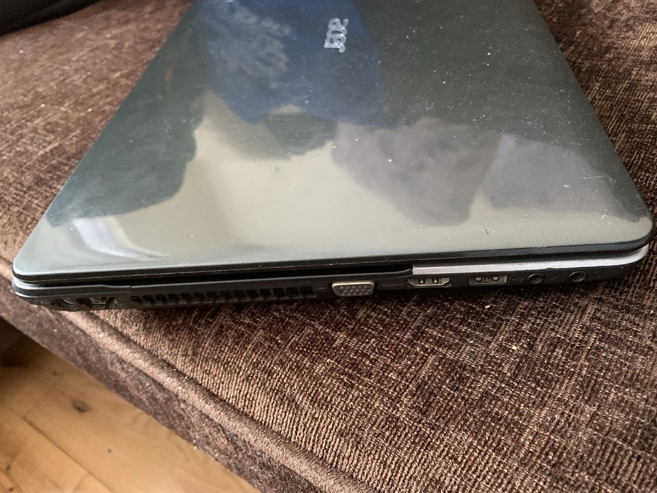 Acer laptop no power i3 4gb no hdd | eBay UK