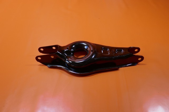 17-19 Tesla Model 3 Rear Lower Control Arm AFT Link Bolt 104445100F OEM ...