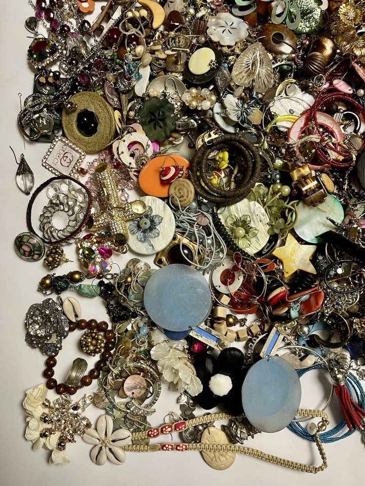 Vintage-Modern, Junk Craft Broken Jewelry 1 Lb lot's Beads, Chains ...