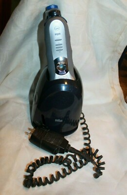 Vintage Braun 370cc Electric Shaver Razor Shave with stand - use parts ...