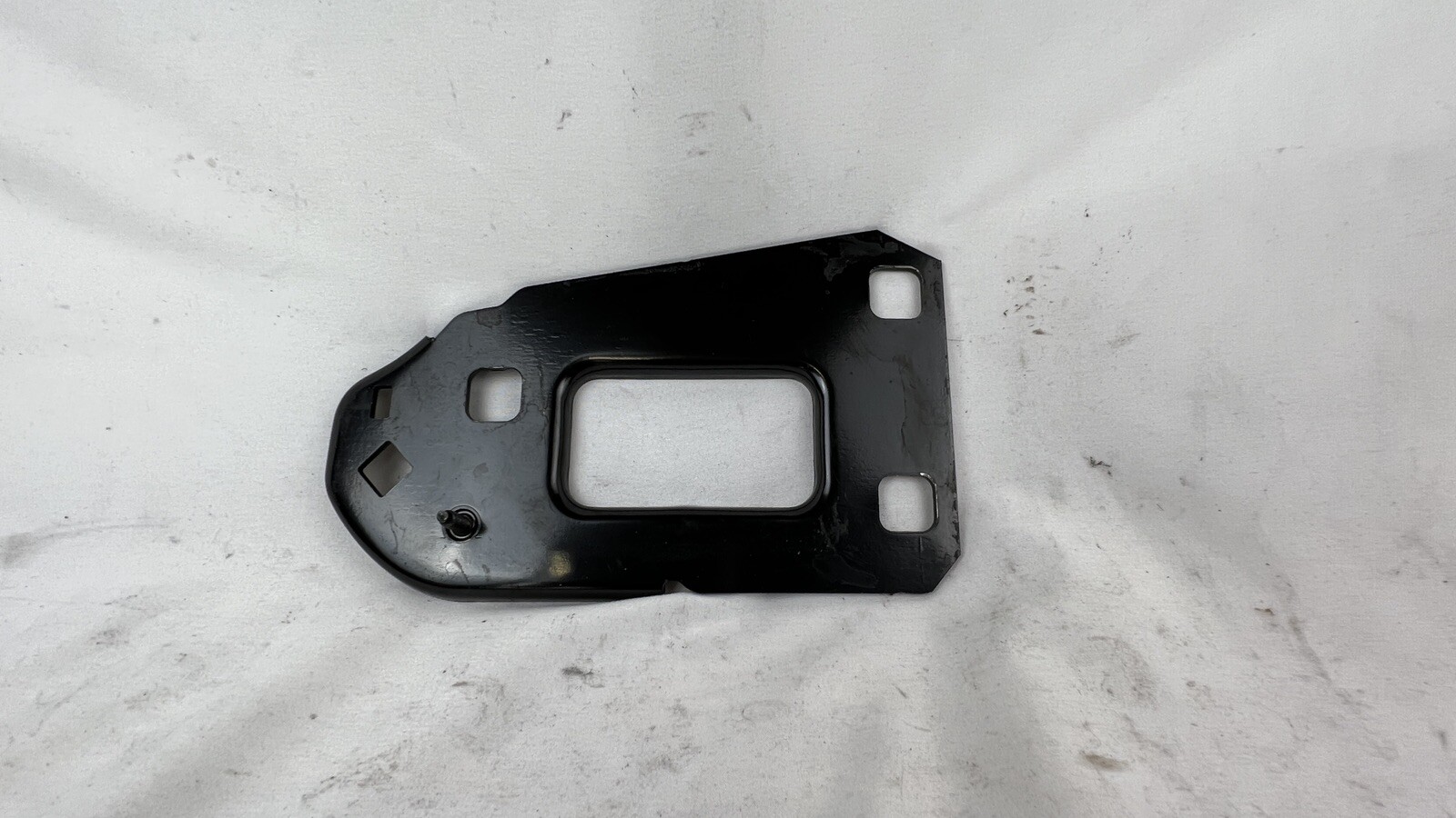 2008-2017 AUDI A5 - LEFT Radiator / CORE Support Plate Bracket ...