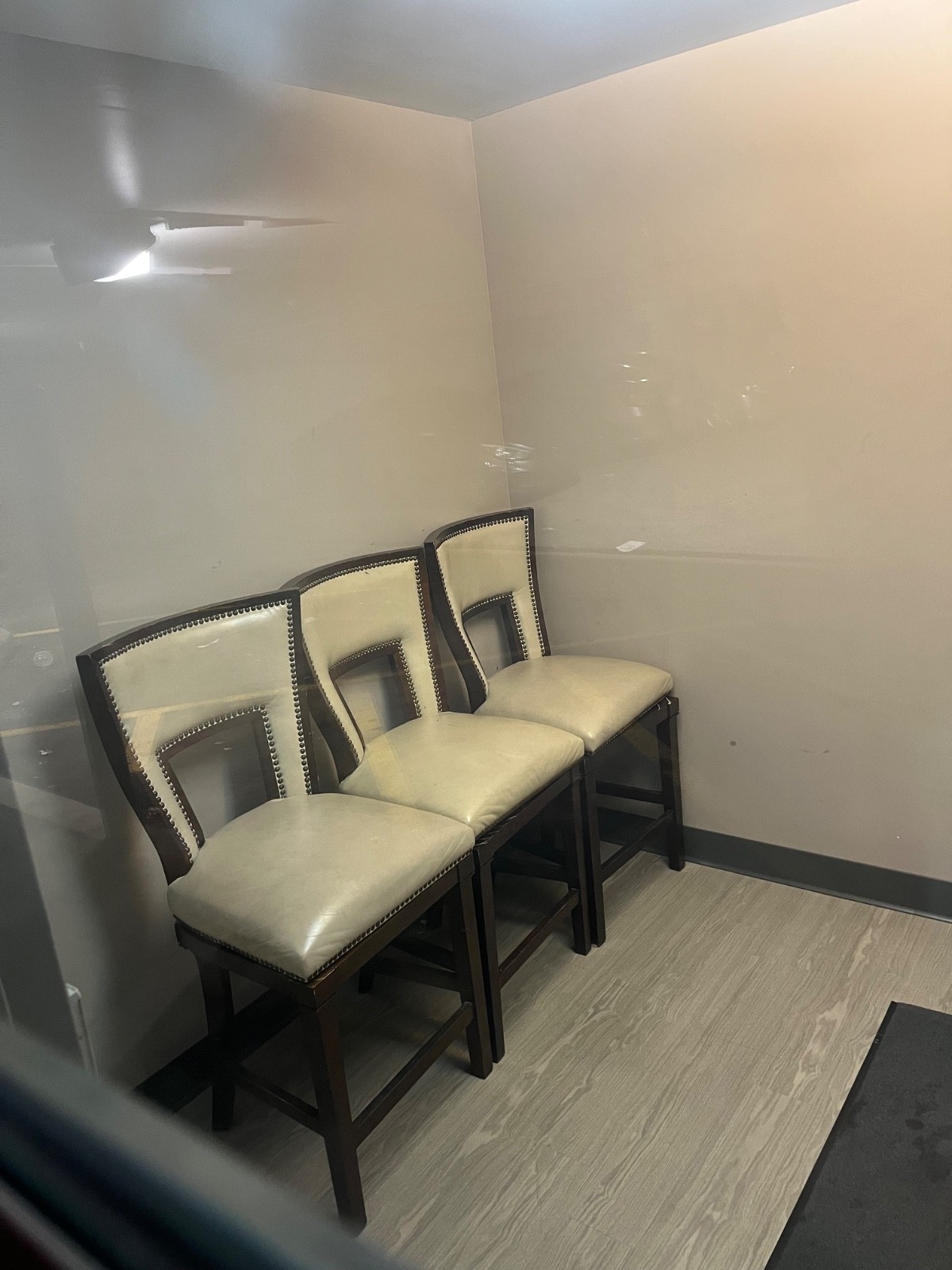 Frontgate Harlow WHITE Leather Barstool BAR 30" Wood Counter Kitchen ...