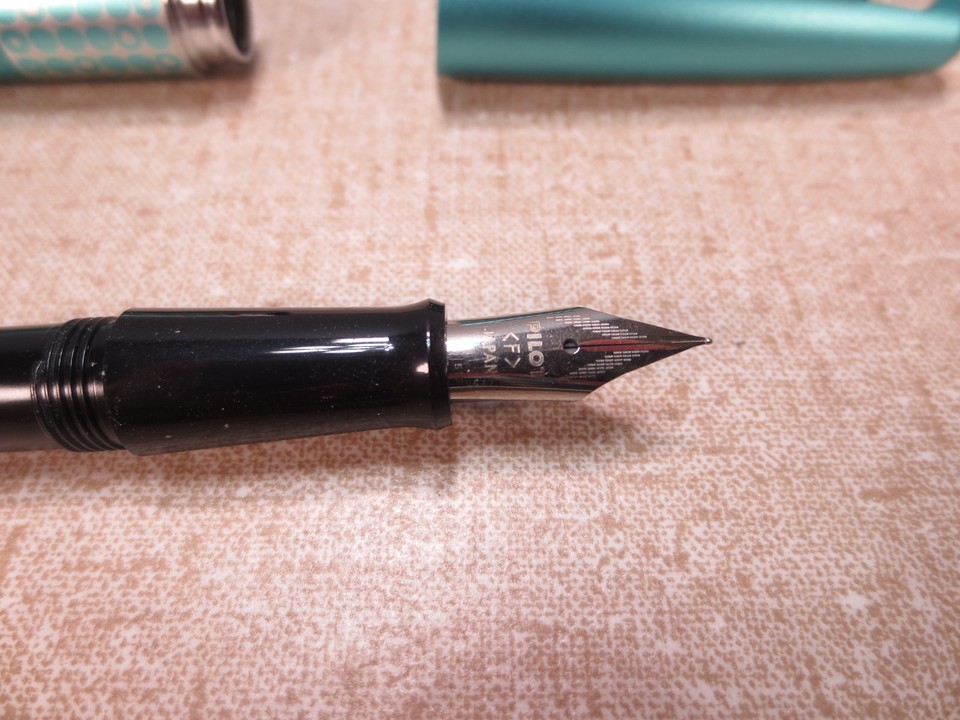 Metropolitan Pilot Retro Pop Turquoise Fountain Pen 91436 NOS | eBay