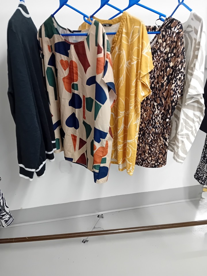 WOMEN'S PLUS SIZE BUNDLE x 15 sizes 20-26 Inc. KALIKO YOURS M&S BON ...