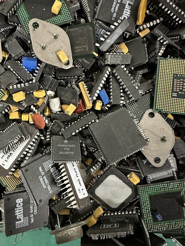 Scrap IC CPU Chips Tantalum Capacitors for Gold Silver & Precious Metal ...