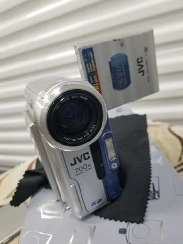 JVC Digital Video Camera GR-DX76AG 800x Digital Zoom 16x silver.no ...