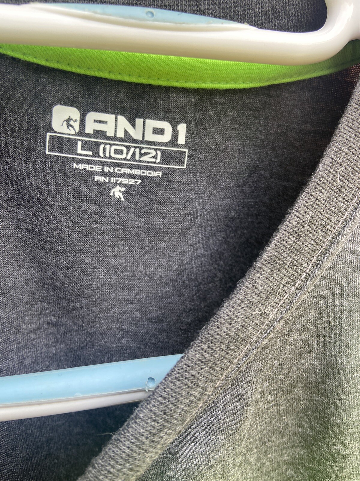 (2) AND1 BLACK/RED - GRAY/GREEN Strategy Performance Boys Top Size L-10 ...