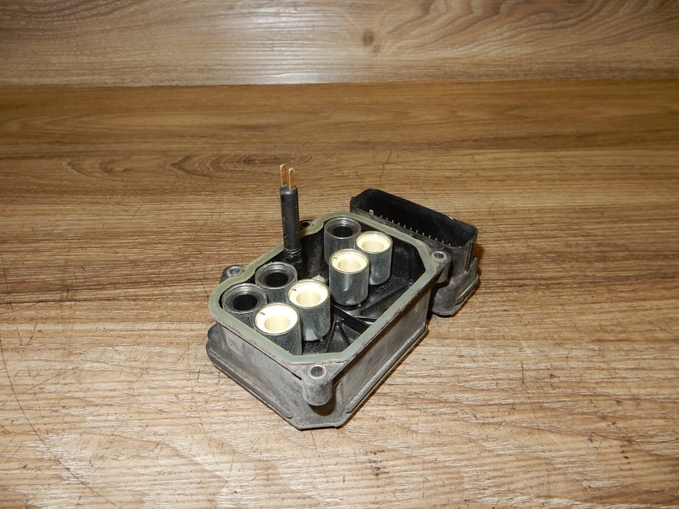 Ford F350 F450 F550 ABS Anti-Lock Brake Control Module (DC34-2C346-AD ...