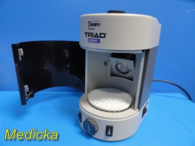 Dentsply Trubyte Triad® 2000 Visible Light Cure System Model 2000 ...