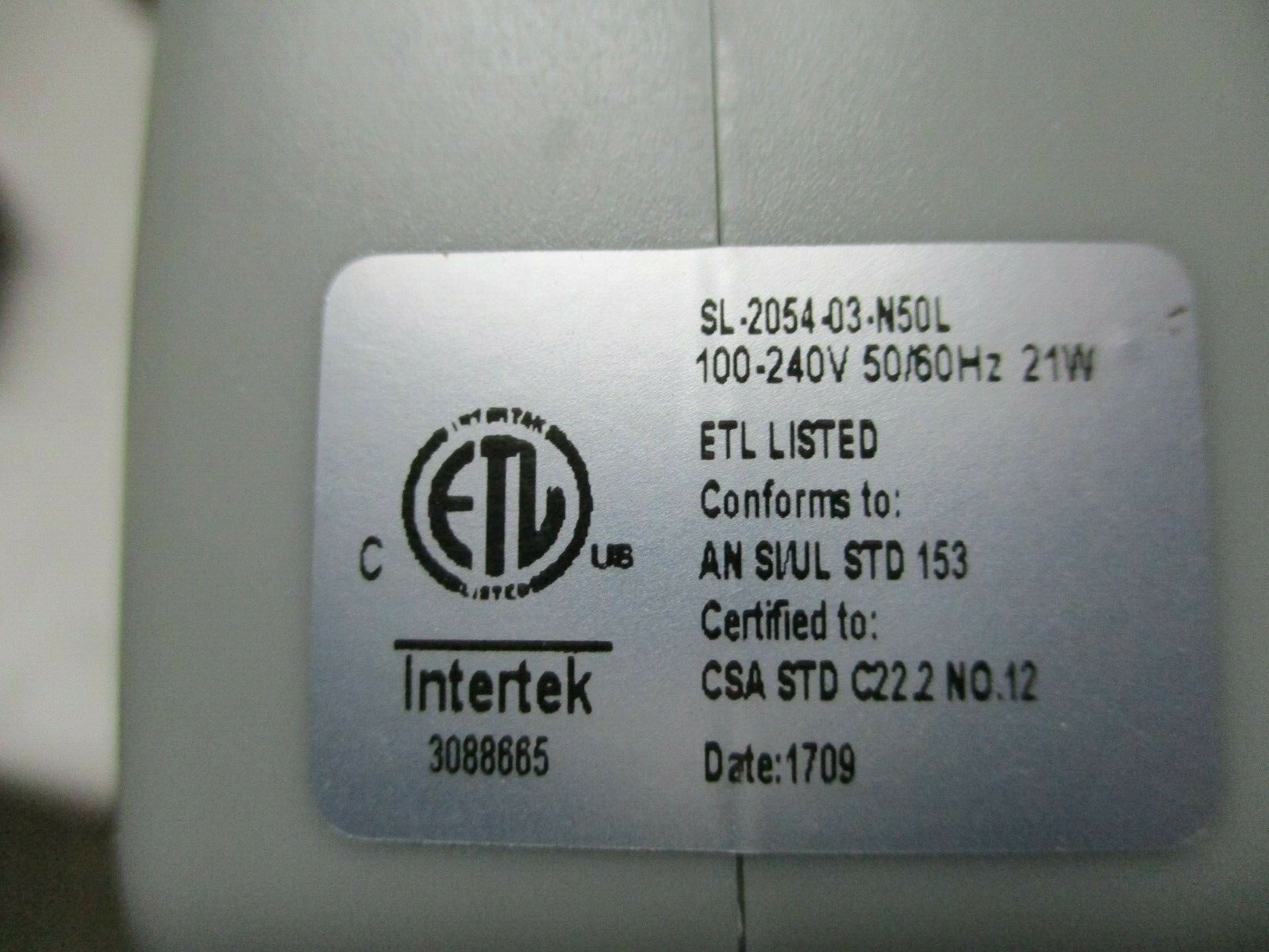 LOT OF 2 INTERTEK WORK/OFFICE LED LIGHTS 3088665 SL-2054-03-N50L 100 ...